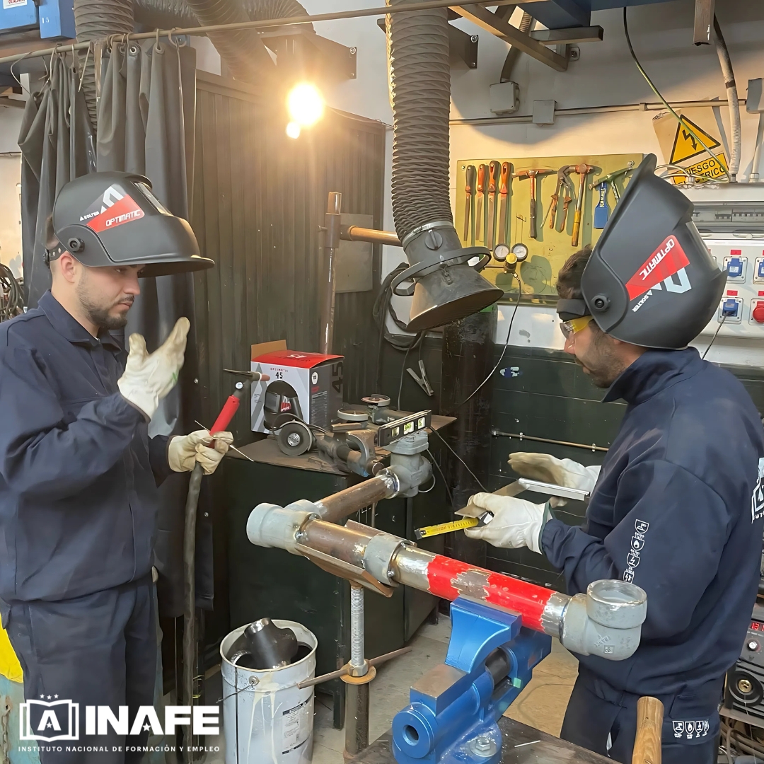 Primera práctica de los alumnos de Curso de Tubero - INAFE